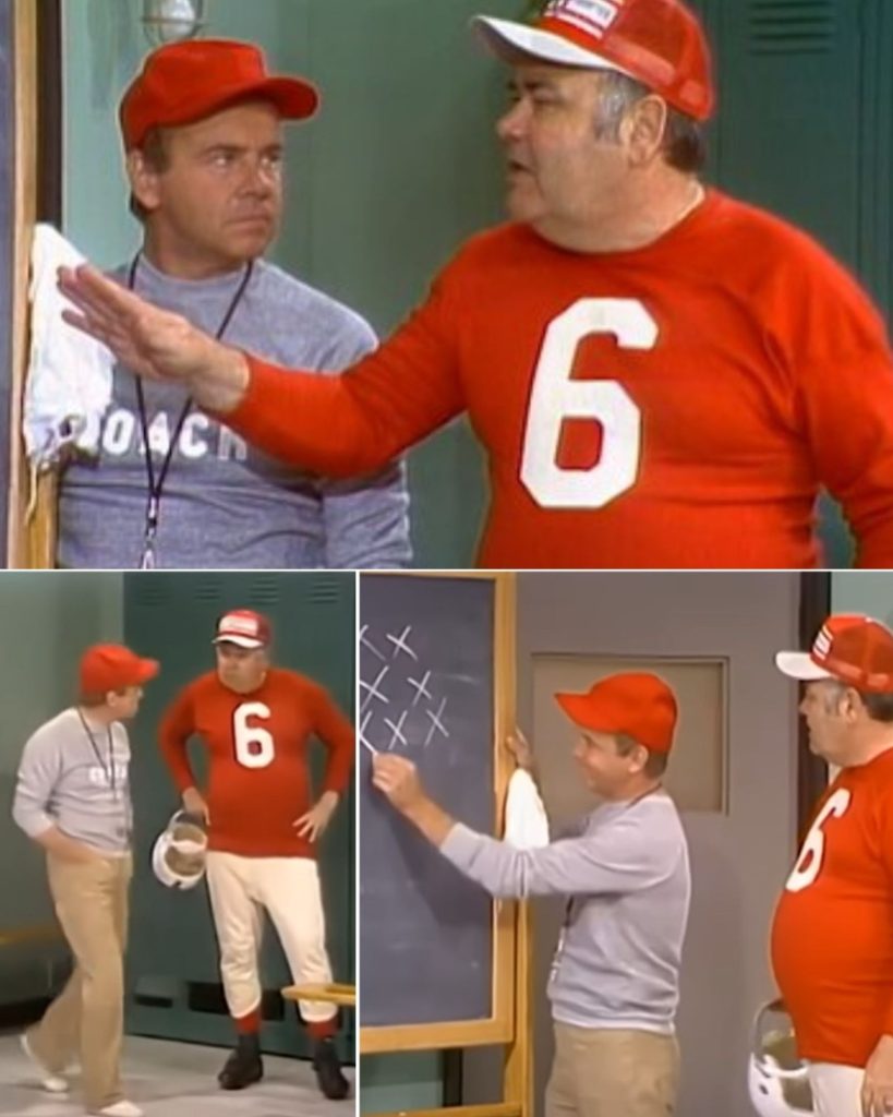 ONE LINE AND THE ENTIRE ROOM IMPLODED. The second Jonathan Winters ...